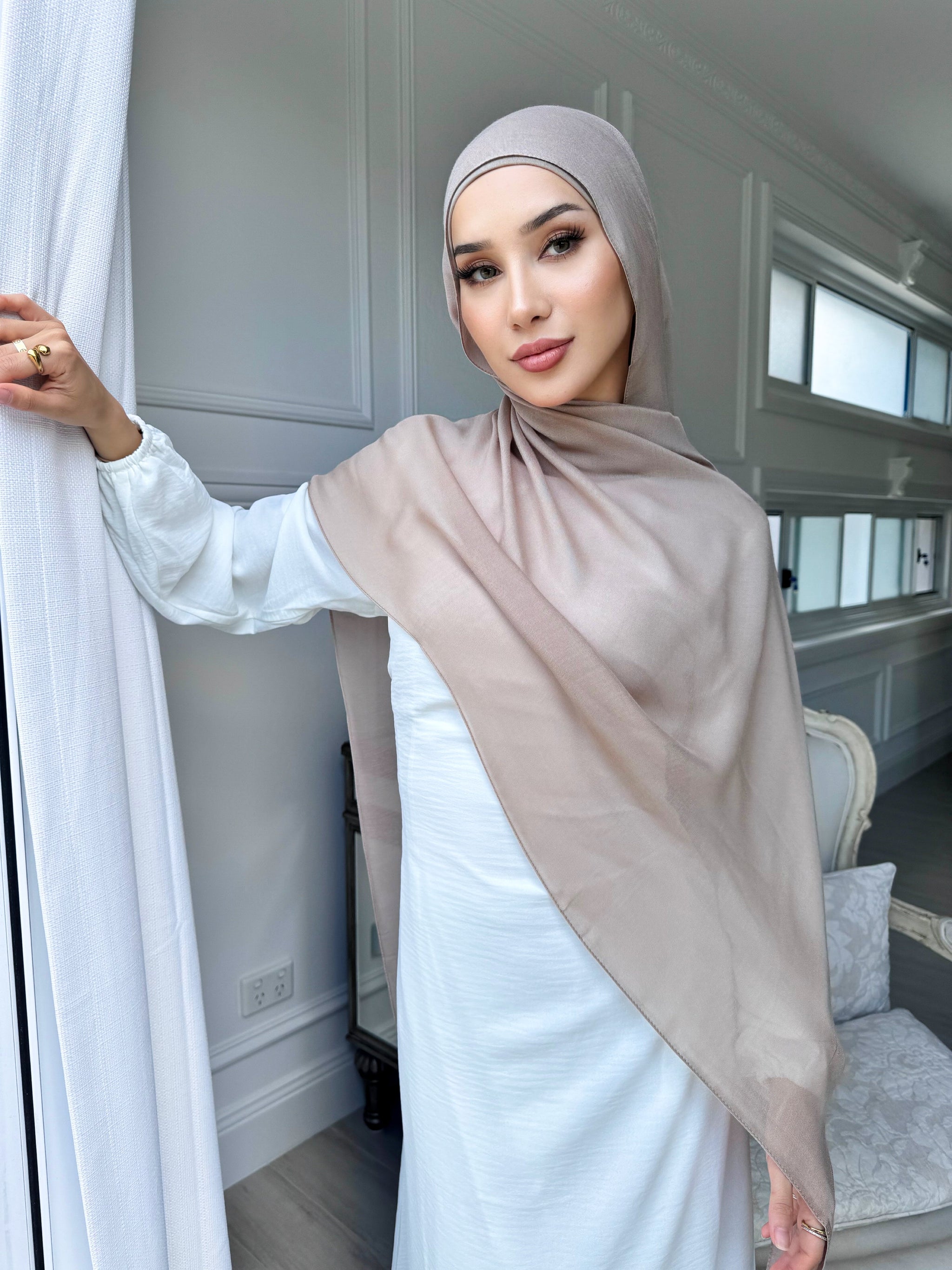 Get Your Branded Single Stitch Scarf Online | Urban Culture